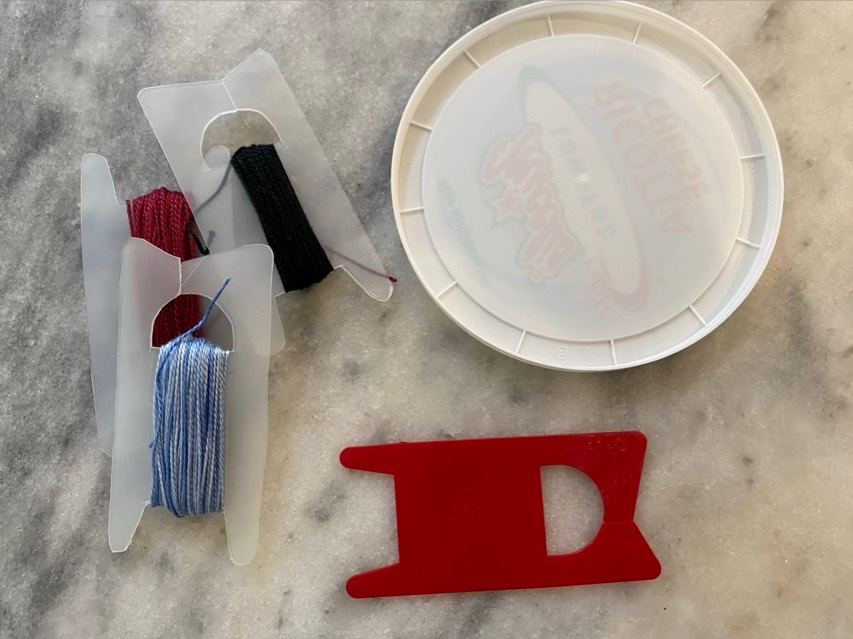 DIY bobbins – Critters and Craft