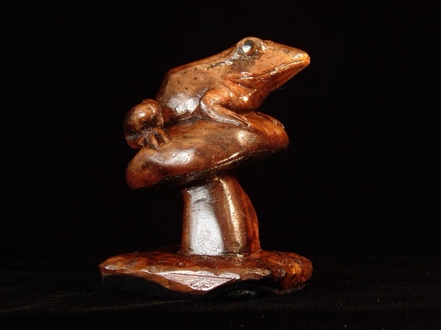 Throwback Thursday: Frog carving – Critters and Craft