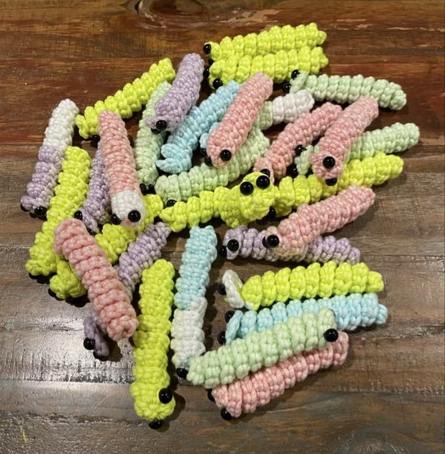 Glow worms – Critters and Craft